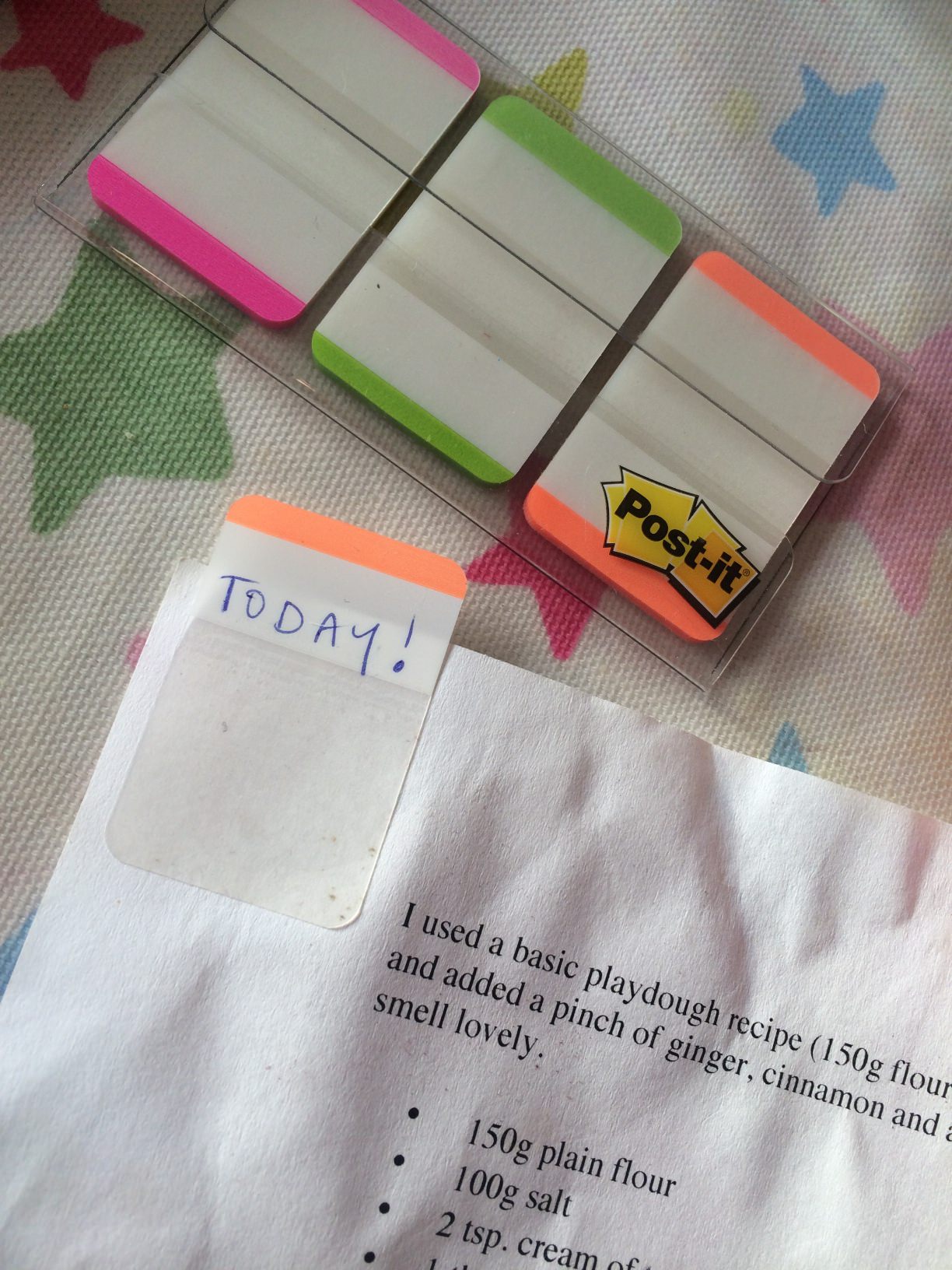 Being organised this Christmas with Post-It Index tabs