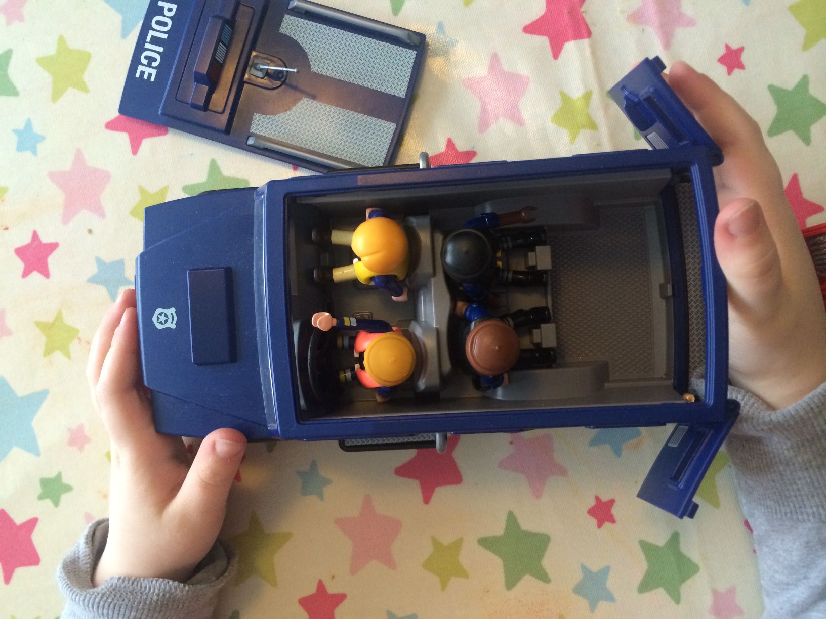 Playmobil police truck with speedboat - the-gingerbread-house.co.uk