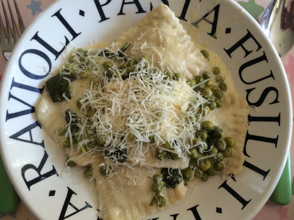 How to make homemade ravioli without a pasta maker - the-gingerbread ...