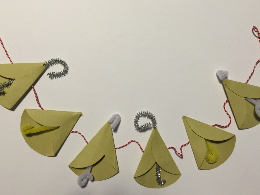 Paper bell garland for New Year - the-gingerbread-house.co.uk