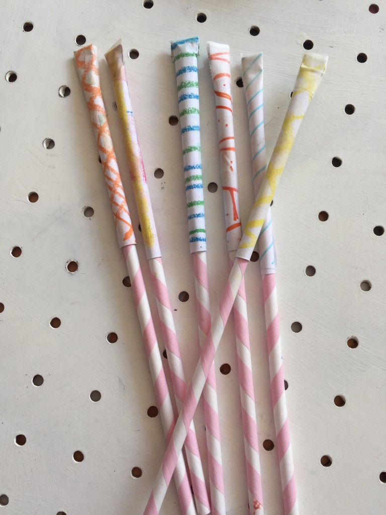 How to make straw rockets - the-gingerbread-house.co.uk