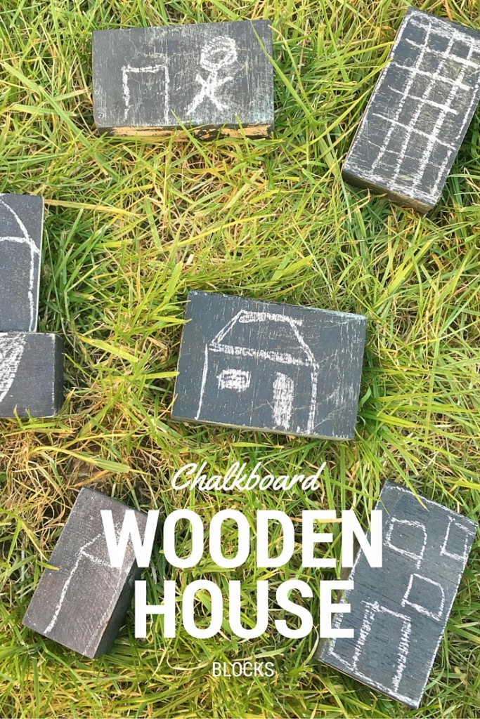 Chalkboard wooden house blocks - the-gingerbread-house.co.uk