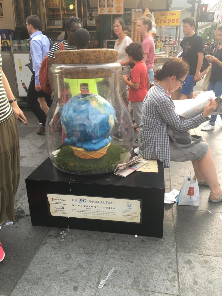 Exploring The BFG Dream Jar Trail in London - the-gingerbread-house.co.uk