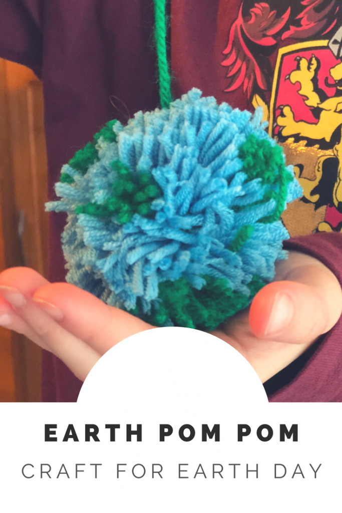 Earth pom pom for Earth Day - the-gingerbread-house.co.uk