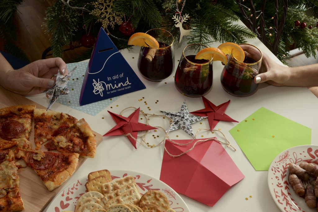 Mindful Christmas crafting and Crafternoons - the-gingerbread-house.co.uk