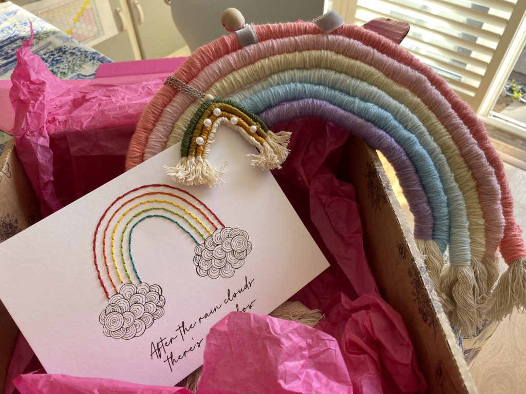 Crafting rainbows {experimenting with rope weaving} - the-gingerbread ...