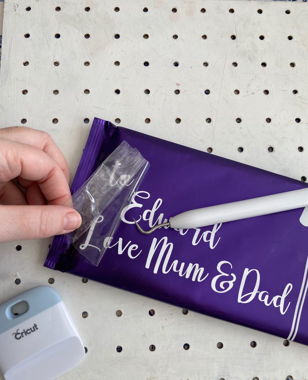 Easy Cricut Made Personalised Chocolate Wrappers The gingerbread 