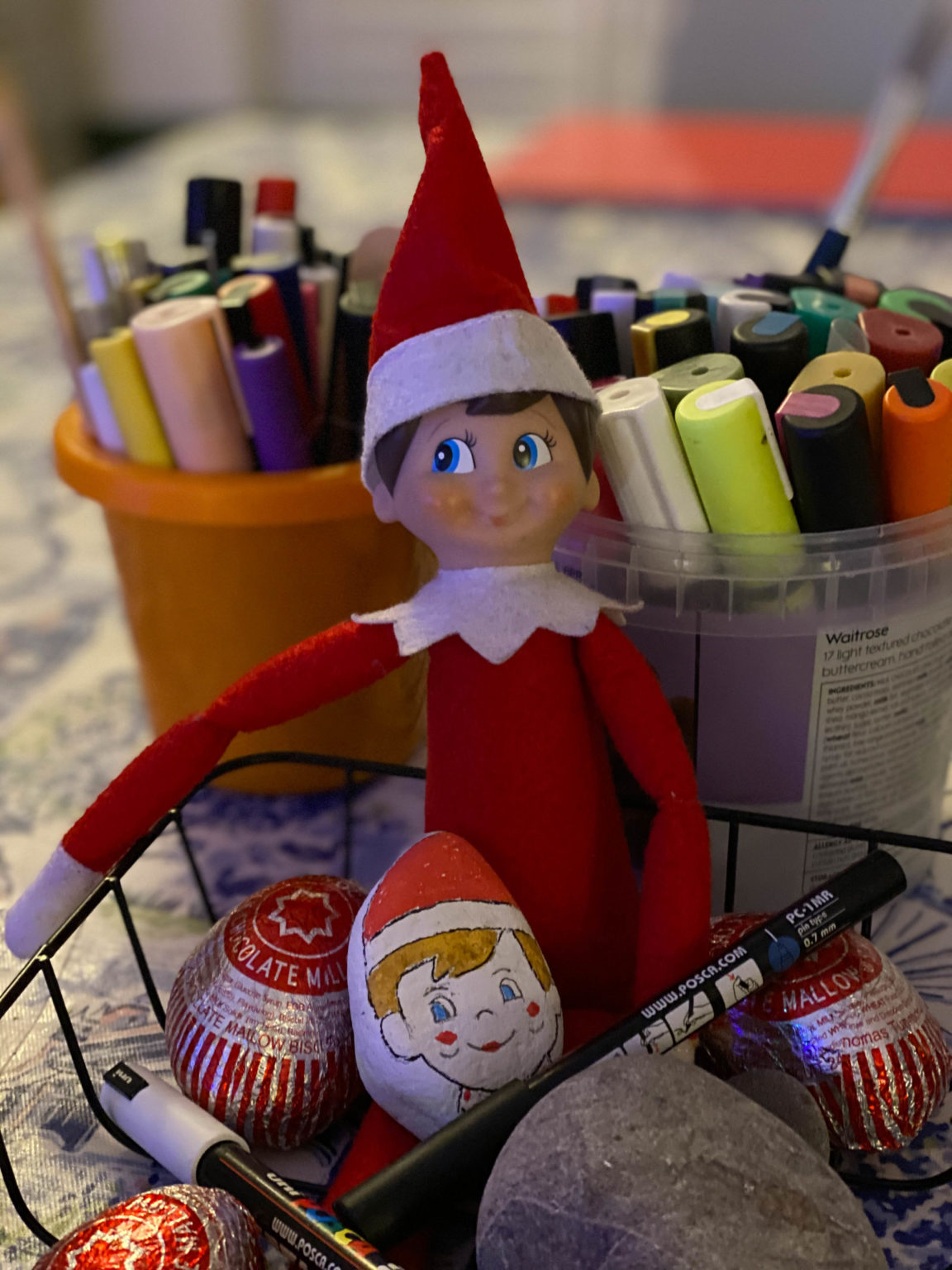 21 new Elf on the Shelf ideas - the-gingerbread-house.co.uk
