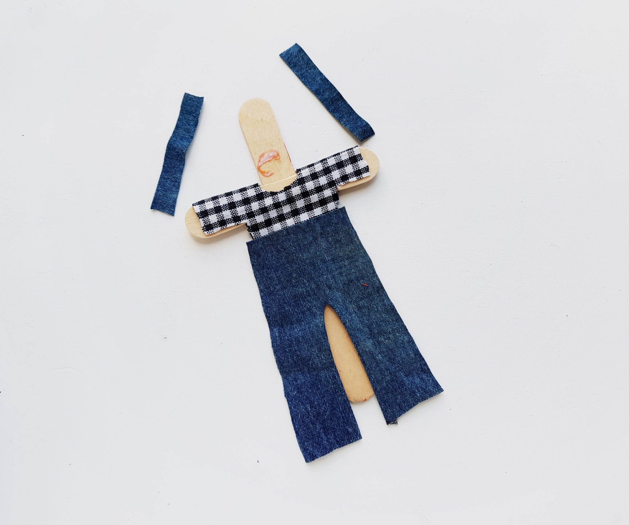 Recycled Scarecrow craft for kids {and free printable} - the ...