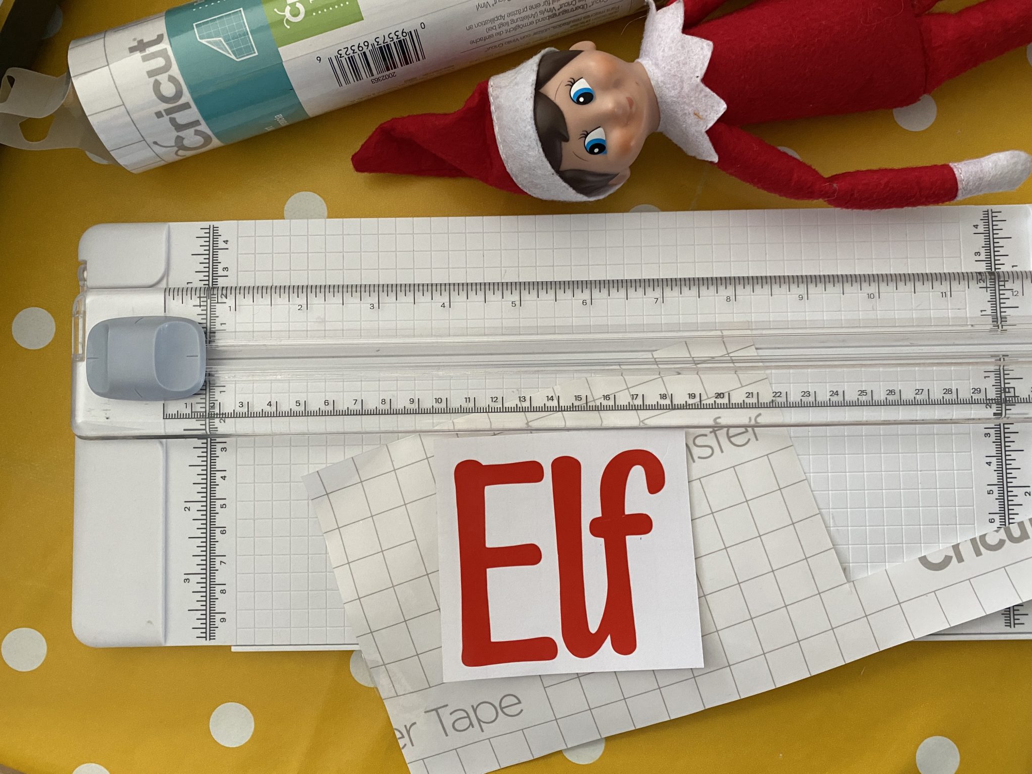 How to make an Elf Isolation House - the-gingerbread-house.co.uk