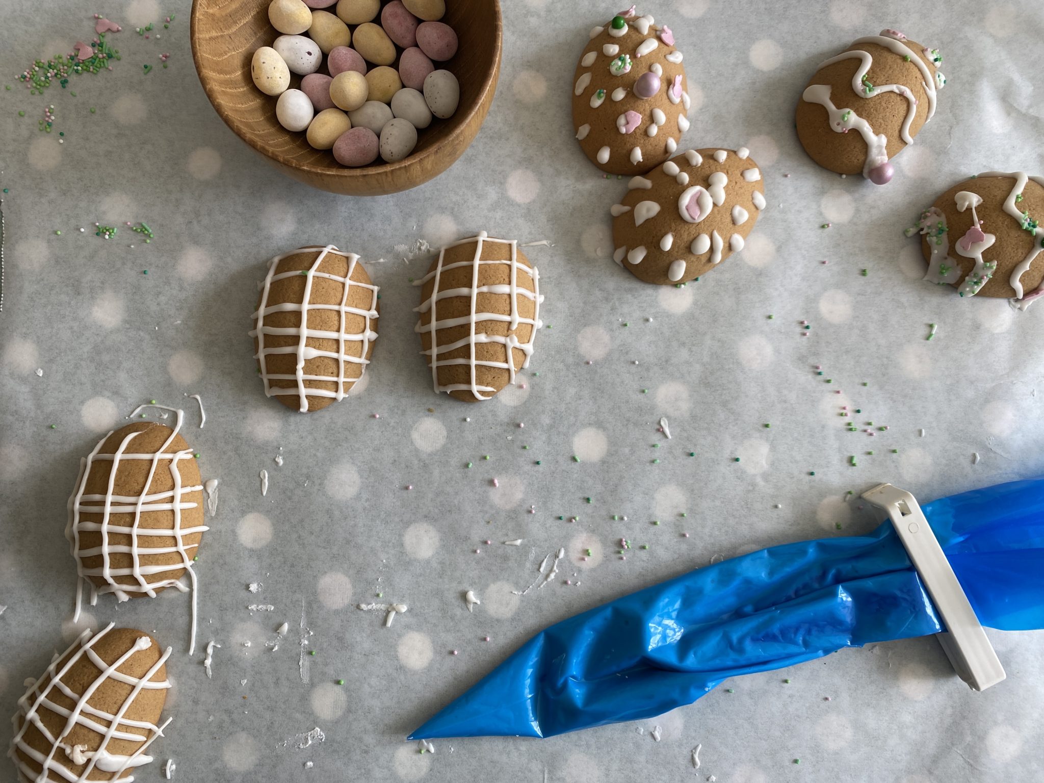 Gingerbread easter eggs - the-gingerbread-house.co.uk