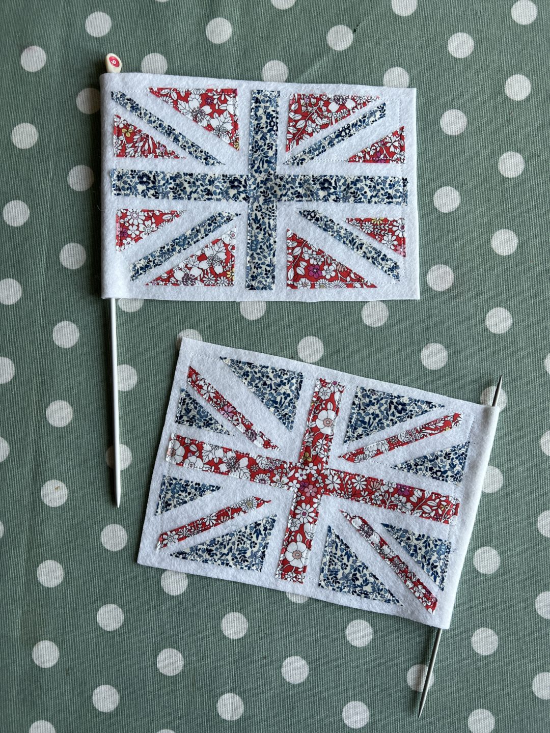 DIY Union Jack Liberty flag - the-gingerbread-house.co.uk